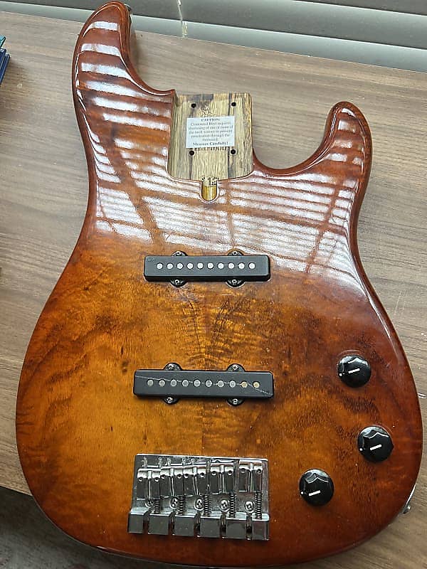 Warmoth Deluxe P 5 string body 2012 Honey burst | Reverb