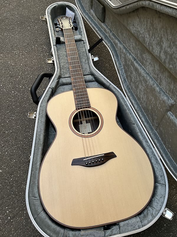 Furch Red Pure OM SR | Reverb