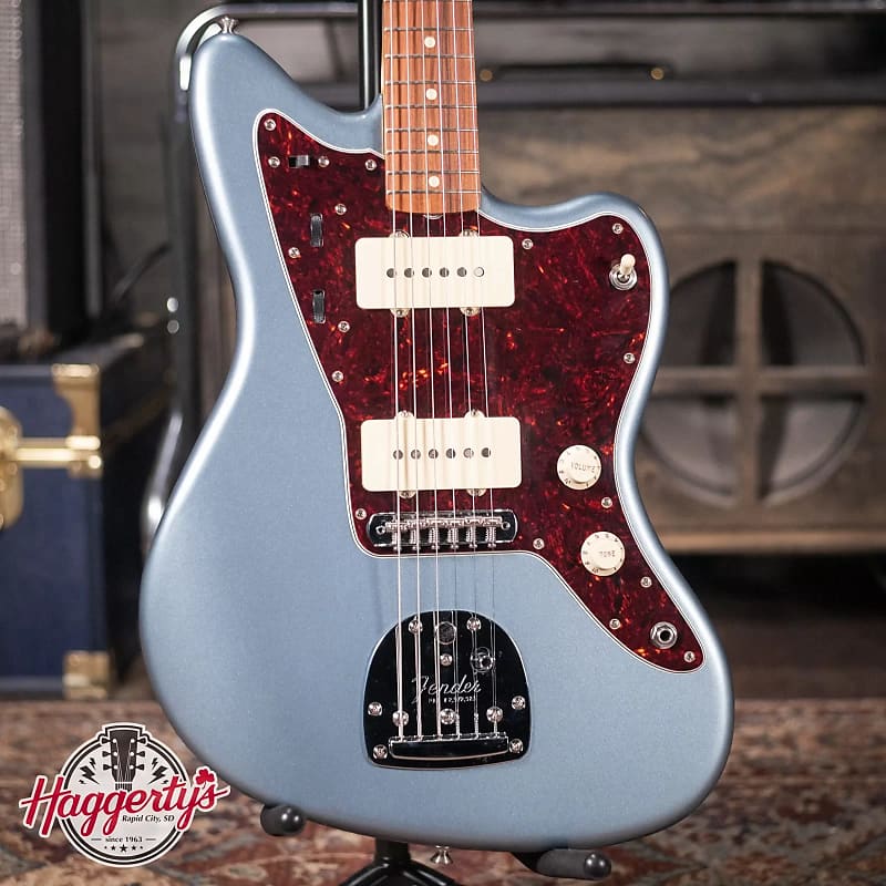 Fender Vintera Jazzmaster with Gig Bag - Used | Reverb