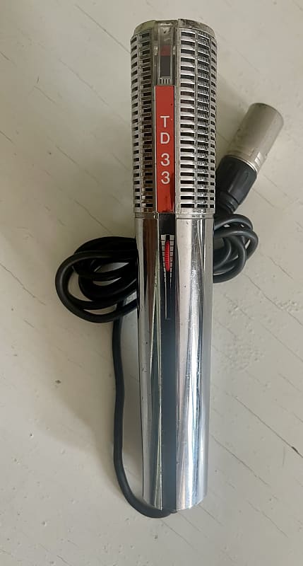 2 Microphones Telefunken TD 33 1970 - Silver | Reverb