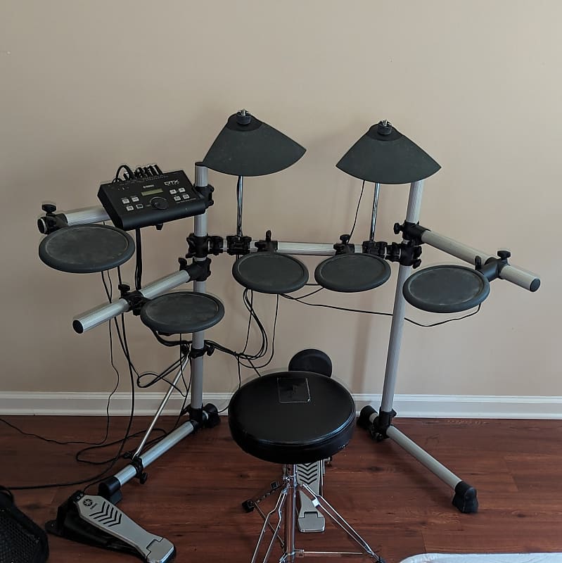 Yamaha DTX500 and Simmons DA50 Amp 2010's | Reverb