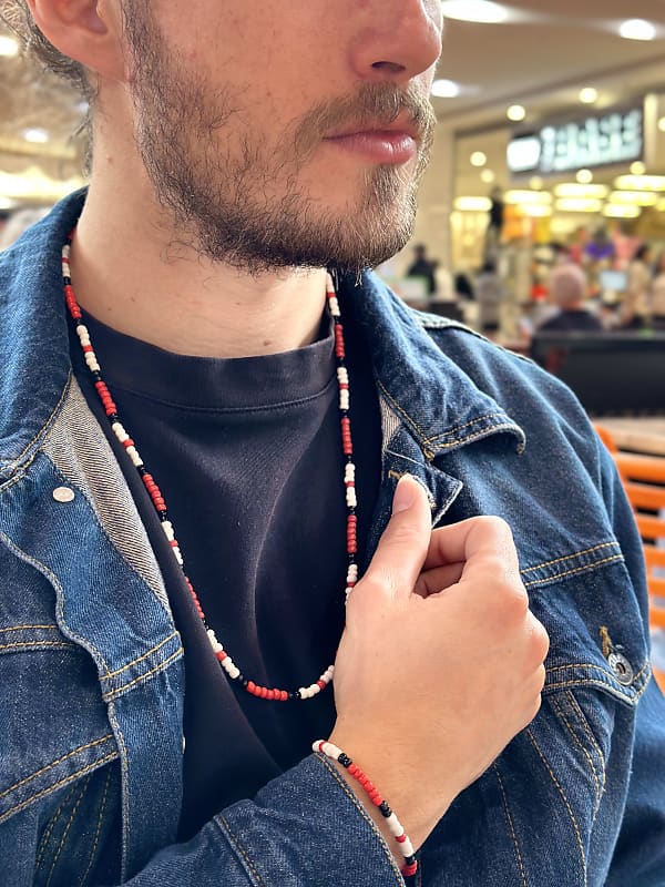 28" Necklace Jim Morrison Red, Black and White - The Doors | Reverb