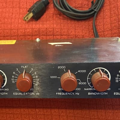 Furman PQ-3 Parametric equalizer preamp | Reverb