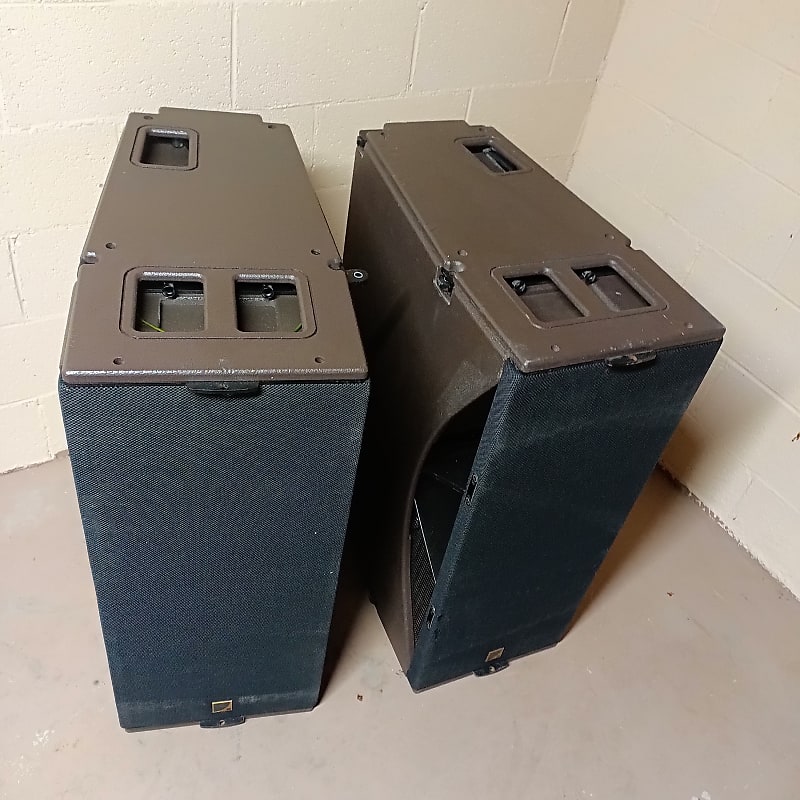 L Acoustics Kudo | Reverb