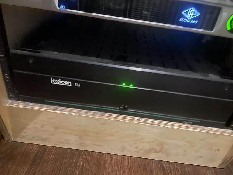 Lexicon 225 (Bryston 4B ST) Stereo Power Amp | Reverb