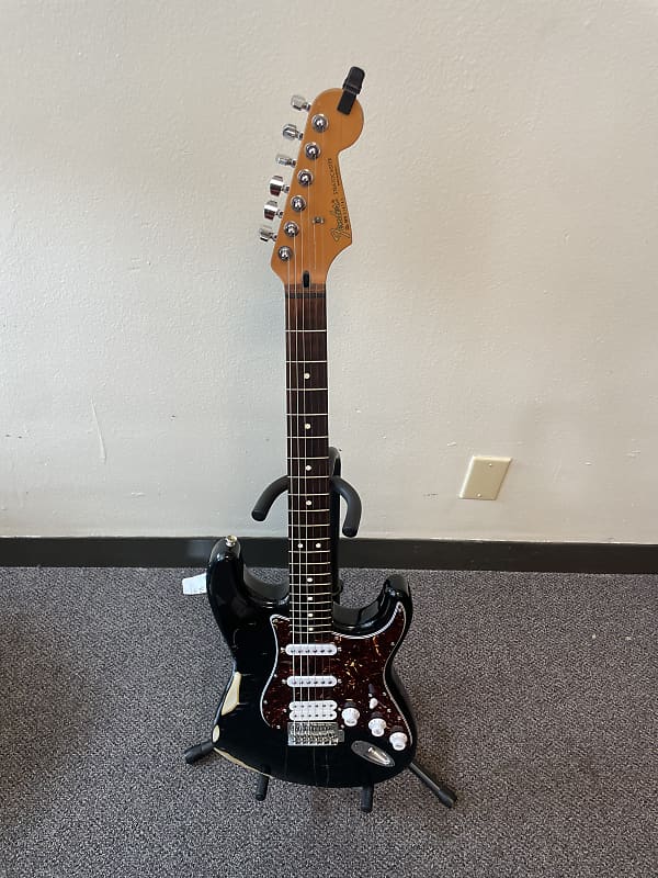 Fender Stratocaster HSS | Reverb