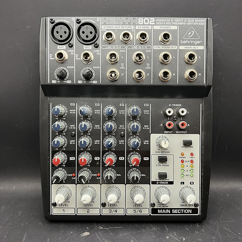 Behringer Xenyx 802 Mixer | Reverb España
