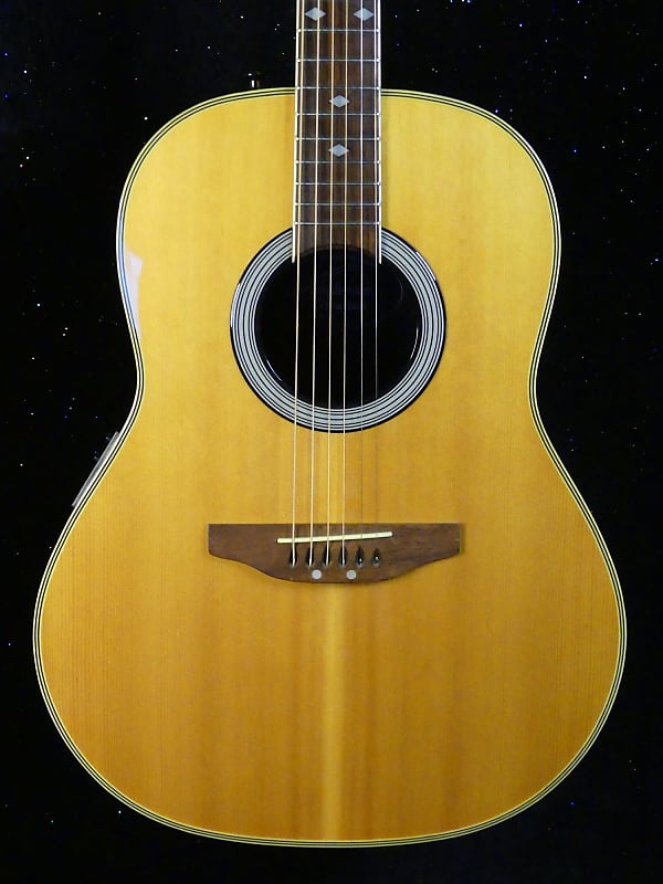 Ovation Applause AE600 with Ovation Deluxe Plus Gig Bag | Reverb