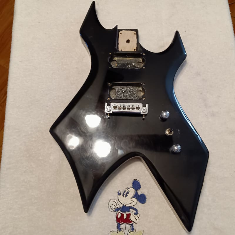 BC Rich Bronze Warlock Black | Reverb