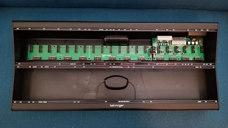 Behringer Eurorack Go Case - MINT | Reverb