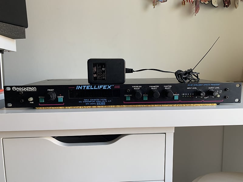 Rocktron Intellifex Blackface Multi Effects Unit Free | Reverb