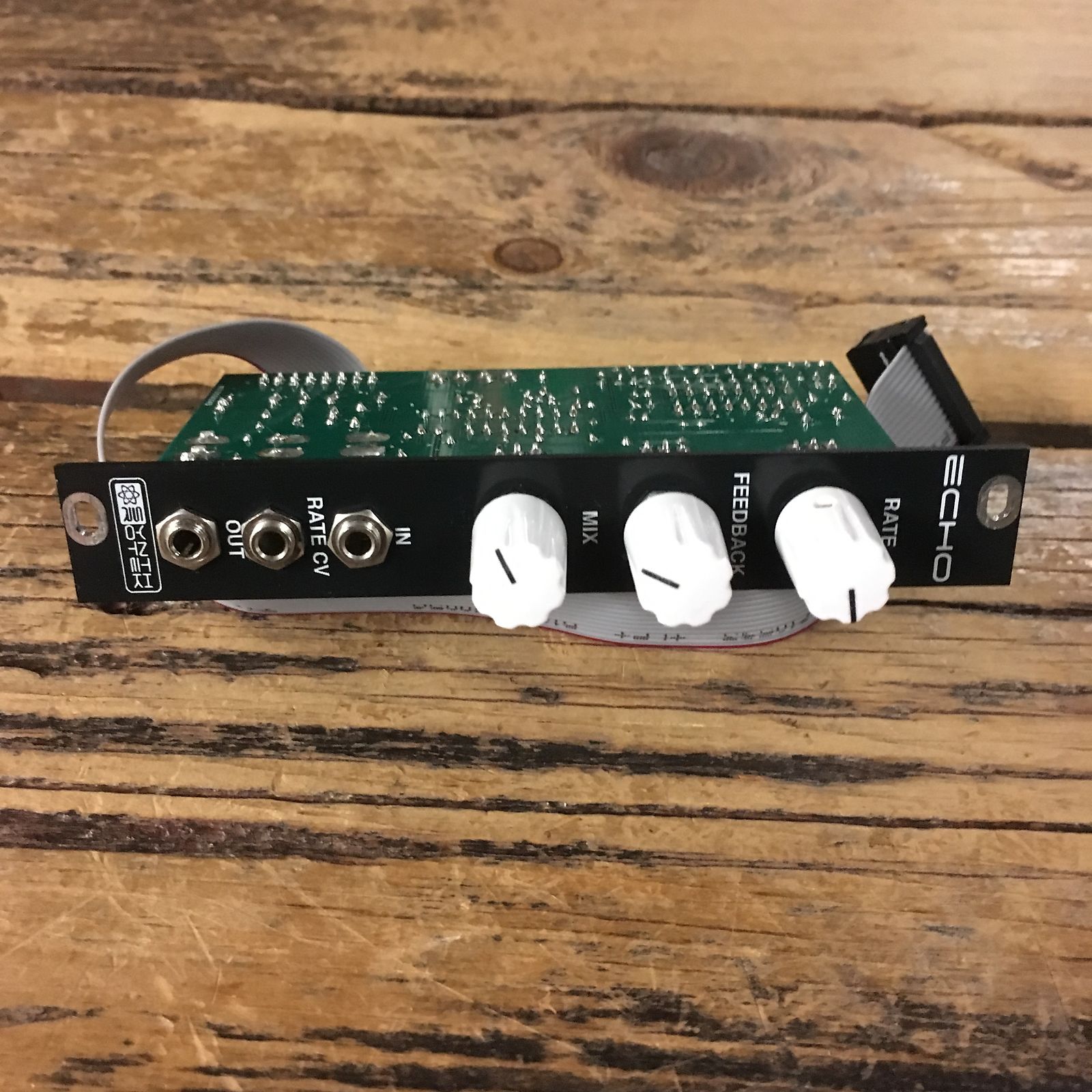 Synthrotek Echo | Reverb France