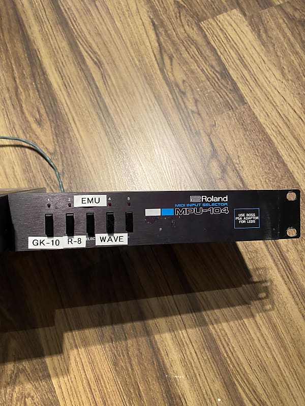 Roland MPU-104 80's MIDI Switcher | Reverb