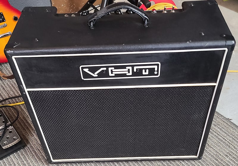 VHT Classic 18 2010 - Black | Reverb