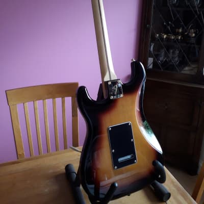 Fender Stratocaster 2020s Three tone sunburst | Reverb