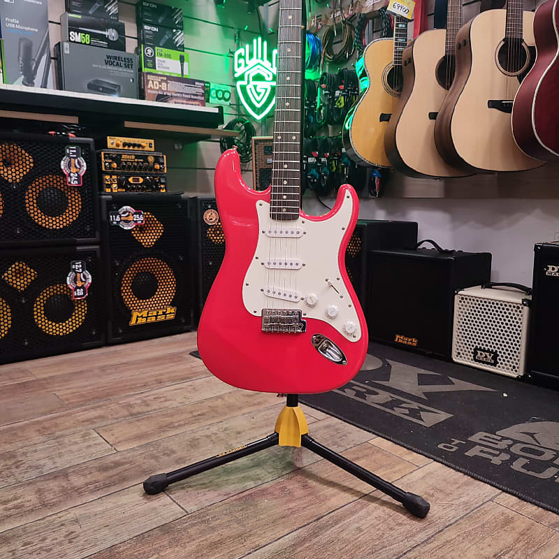 Squier Affinity Stratocaster - Race Red | Reverb