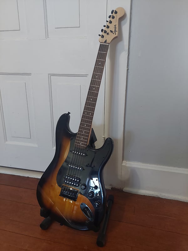 Squier Stratocaster - Sunburst | Reverb