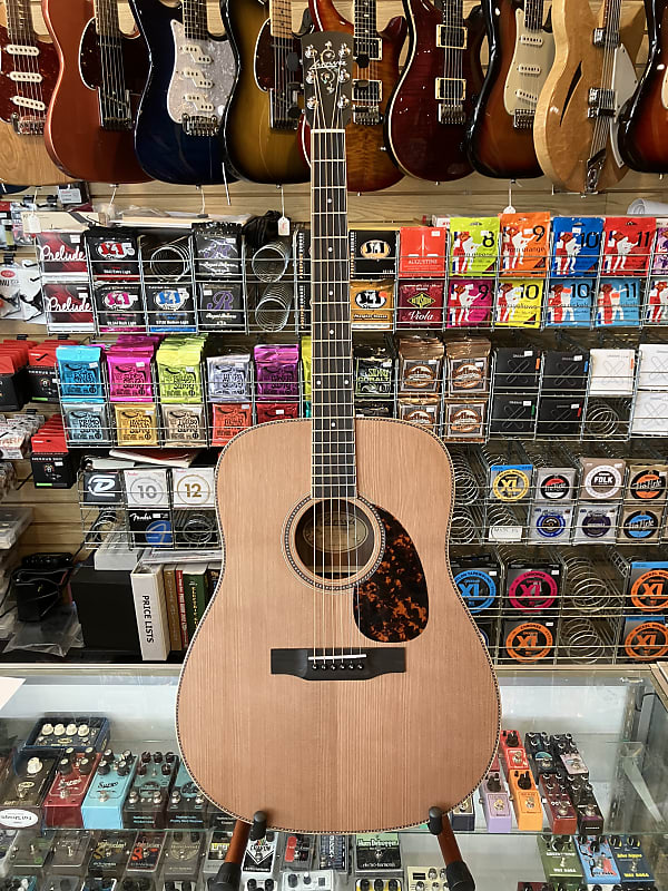 Larrivee D-03W Cedar/Walnut special edition | Reverb