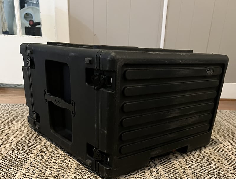 SKB SKB 6 space Rolling Rack SKB 1SKB-R6UW 6U Rolling Roto | Reverb