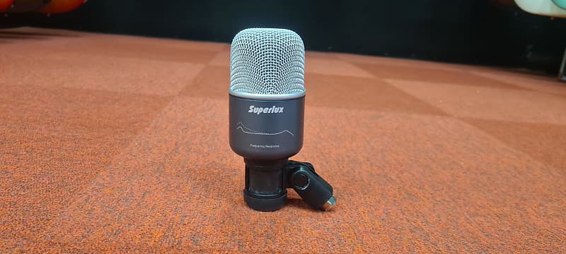 superlux Pro 218A | Reverb Canada