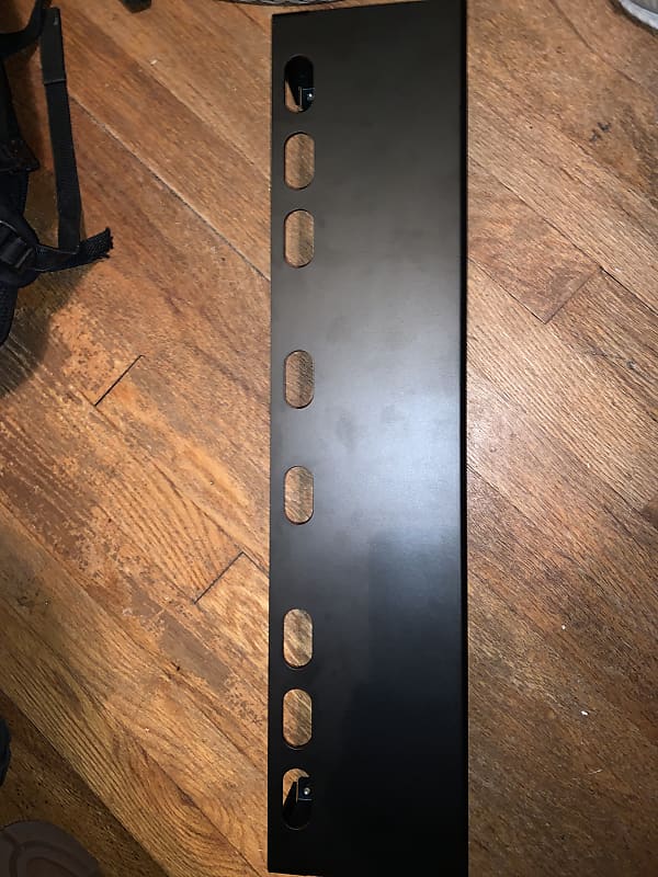 Fix Pedalboards Hinged Pedal Riser | Reverb