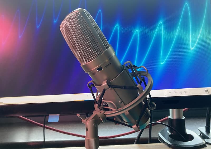 MXL 2010 Multipattern Studio Condenser Microphone | Reverb