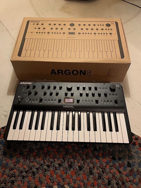 Modal Argon8 Argon 8 / Decksaver / 8-voice wavetable | Reverb