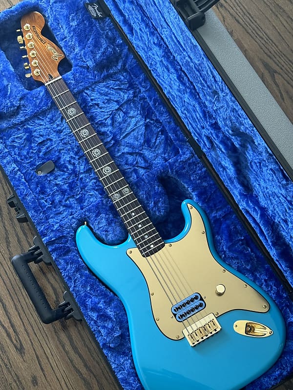 Tom Delonge Stratocaster Custom Build Fender - Miami Blue | Reverb