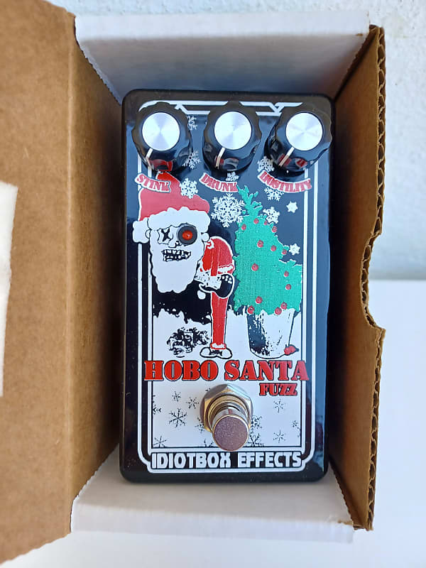 IdiotBox Effects Hobo Santa Black/White | Reverb