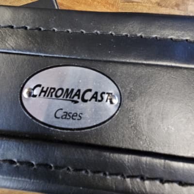 ChromaCast Les Paul Style Electric Guitar Case - black | Reverb