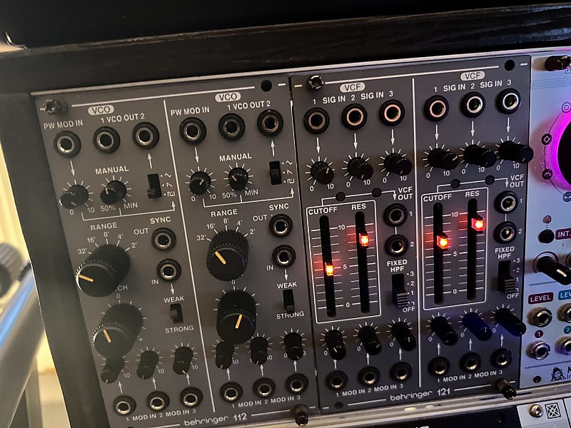 Behringer 112 Dual Oscillator + 121 Dual Filter | Reverb