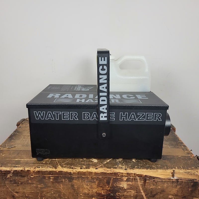 Le Maitre Radiance Water Base Hazer With Remote & Road Case | Reverb