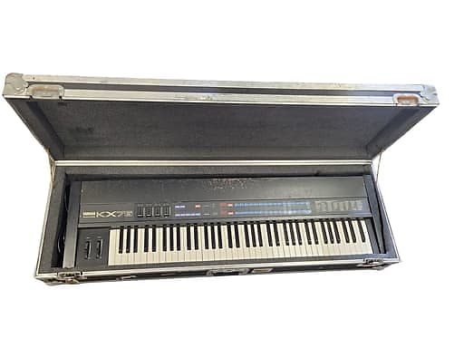 Yamaha KX76 MIDI Controller with Road Case (1985) | Reverb