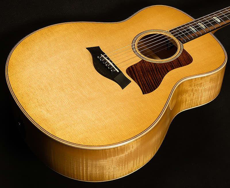 Used Taylor 618e | Reverb