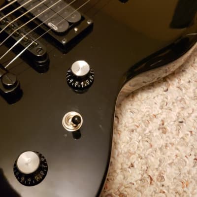 ESP LTD Viper 201-B Baritone EMG Jim Root | Reverb