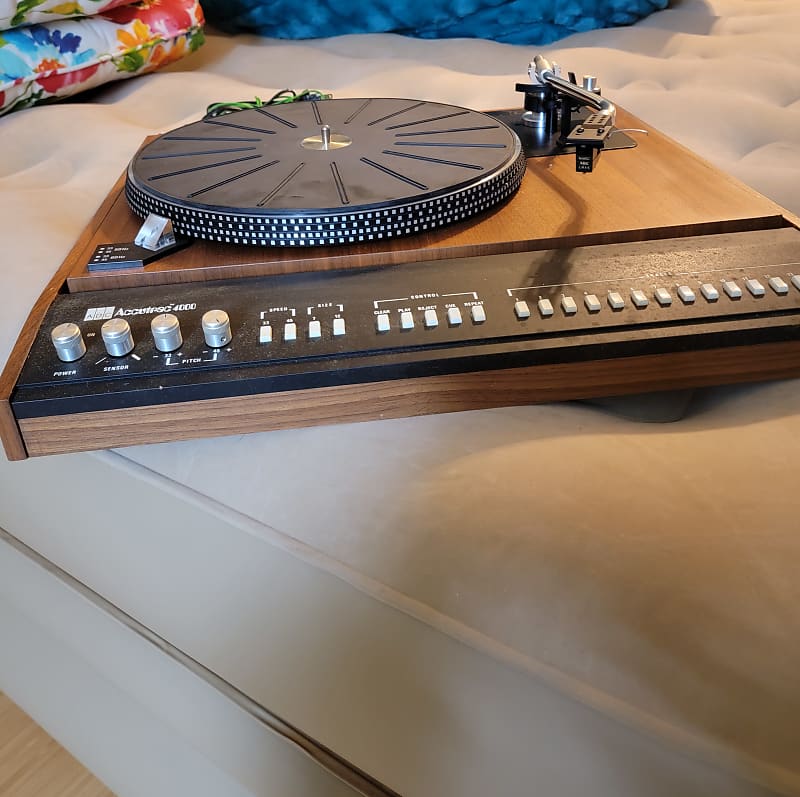 Accutrac Turntable Model 4000/EW-1 mid-70s - Wood | Reverb