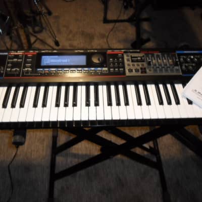 Roland Juno D 61-Key Synthesizer | Reverb