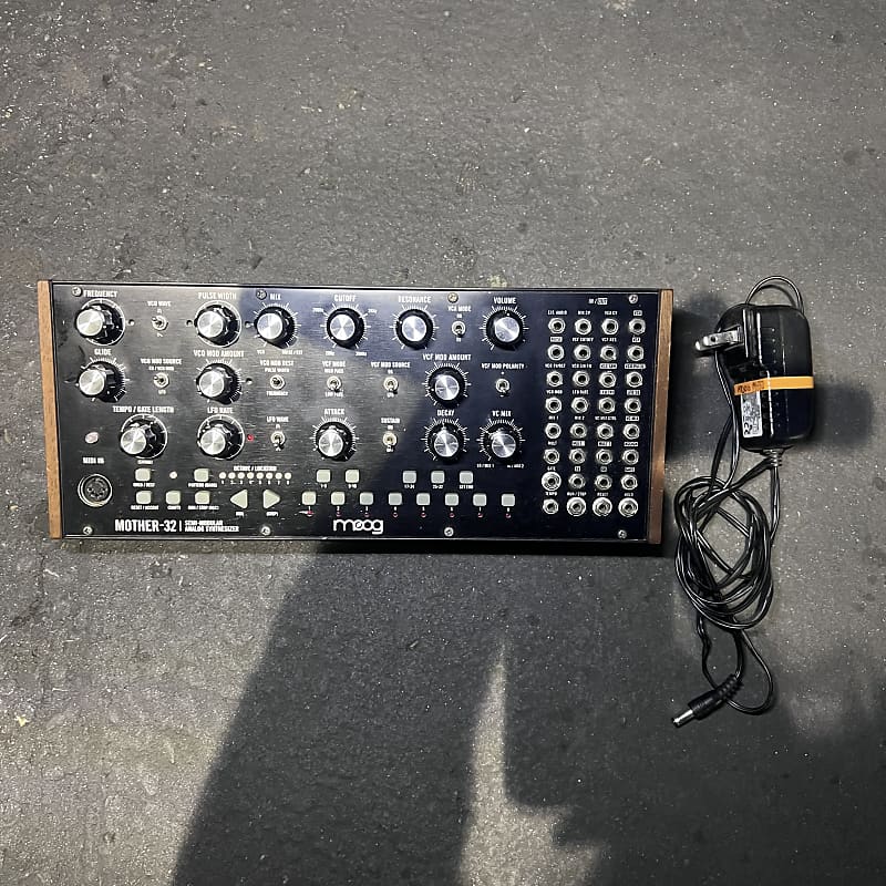 Moog Mother-32 Tabletop / Eurorack Semi-Modular Synthesizer | Reverb