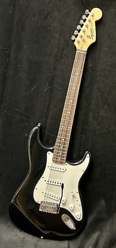 Fender Squier Stratocaster - Black | Reverb