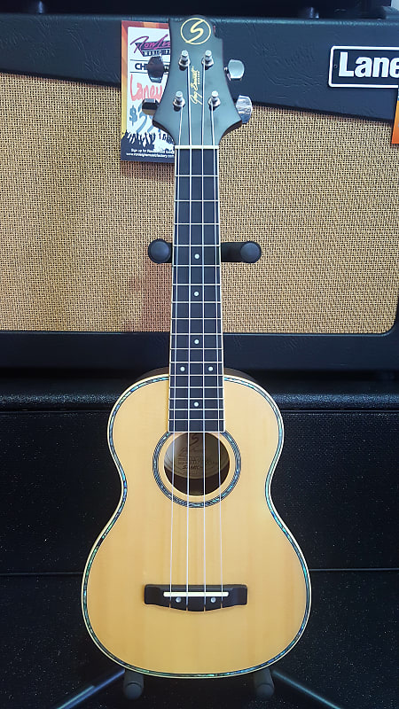 Greg Bennett UK70 Signature Concert Ukulele with Spruce Top | Reverb