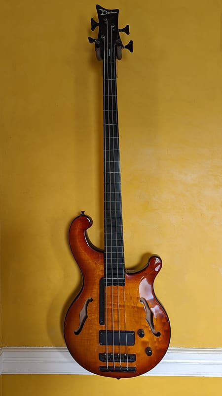 Dean Rhapsody Factory Lined Fretless Bass Honey Sunburst | Reverb