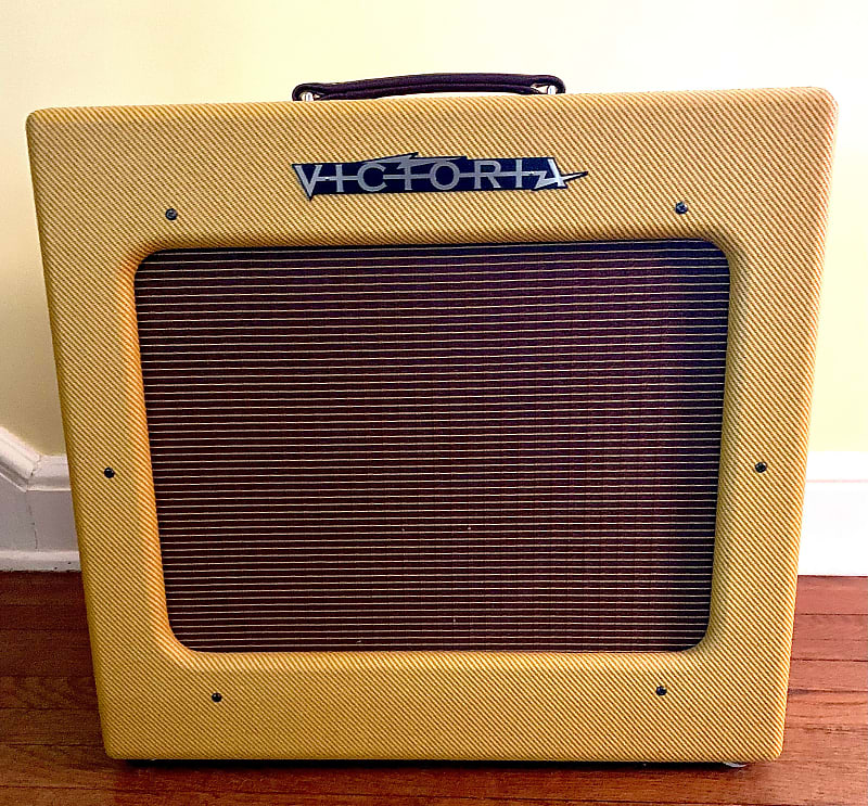 Victoria Regal II - Tweed - NM! | Reverb