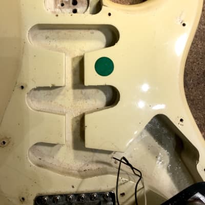 Fender Stratocaster 1977 / Olympic white | Reverb UK