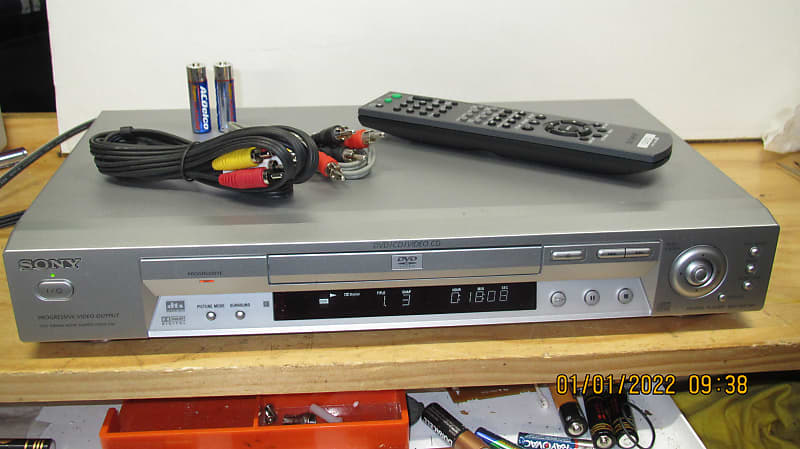 Sony Audio CD & DVD Player / Model DVP-NS715P w Coax & | Reverb