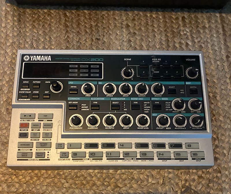 Yamaha DX200 | Reverb
