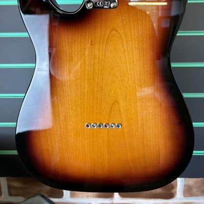 Fender Deluxe Nashville Telecaster 2-Tone Sunburst 2017 | Reverb