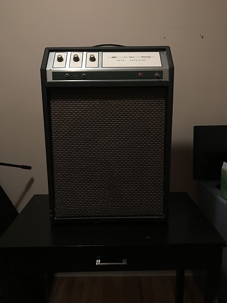 Silvertone 60 BXL Solid State Bass Amplifier 1x15 | Reverb Canada