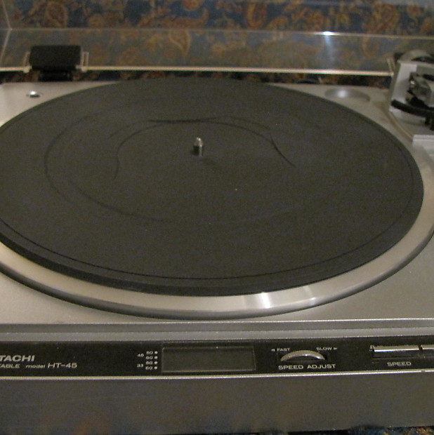 Hitachi HT- 45 Direct-Drive Turntable 1982 Silver and black | Reverb