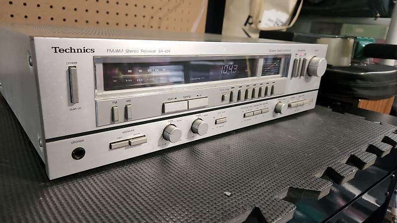 Technics Stereo Receiver SA-424 Silver | Reverb