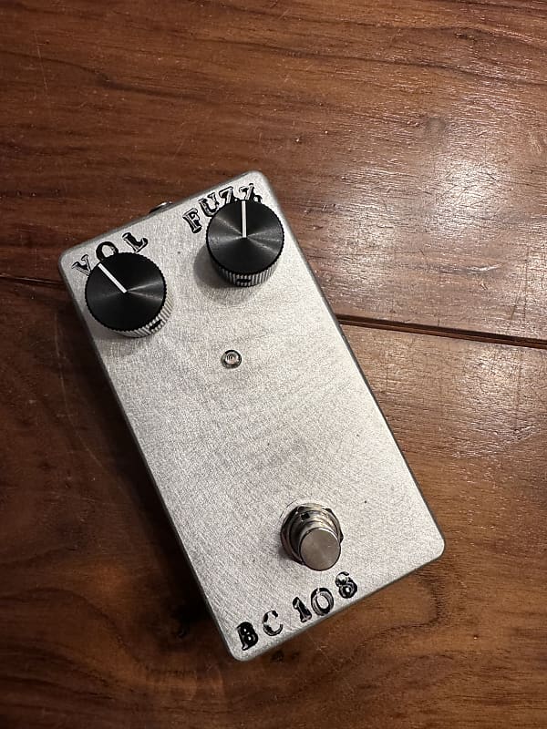 PedalPCB Silismile Fuzz Face BC108 Can transistors 2024 - Raw | Reverb